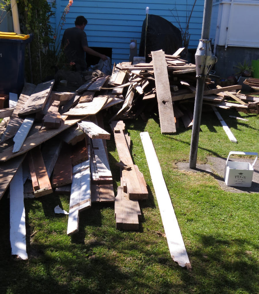 Tips on DIY Deconstruction! - Rediscover Modern Homesteading