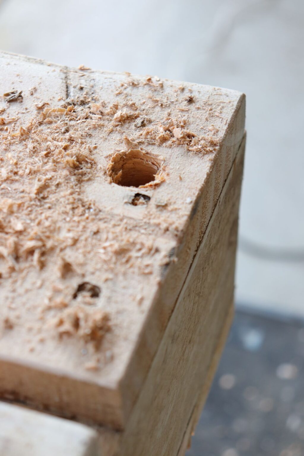 Upcycled Wooden Pallet Swing - Rediscover Modern Homesteading